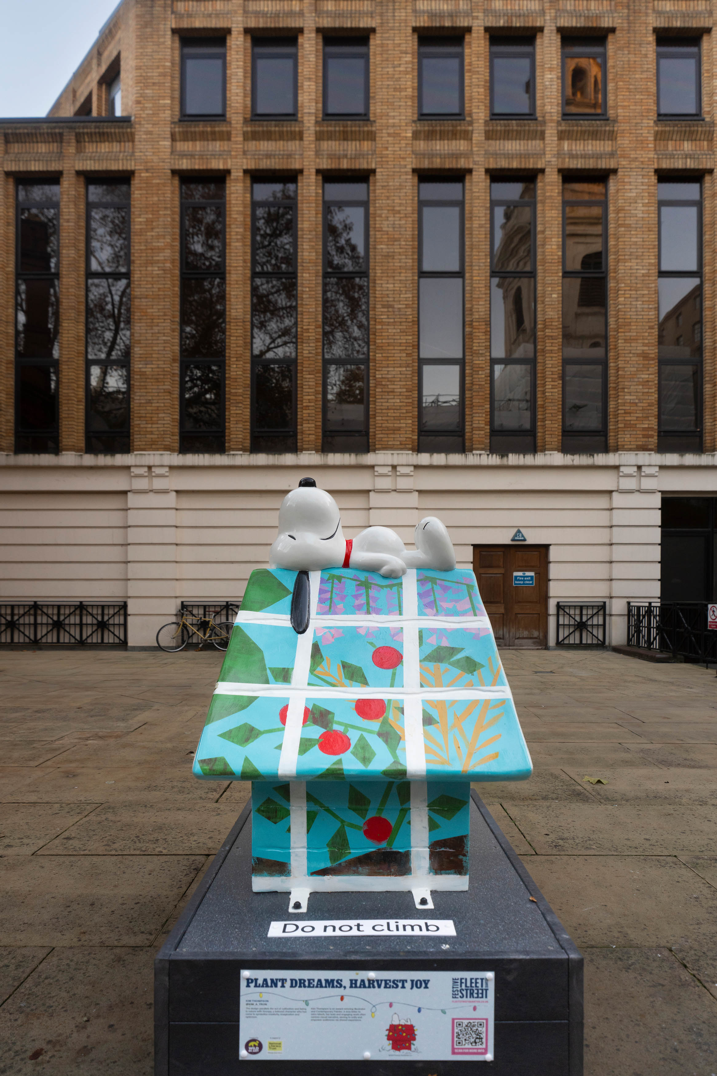 Snoopy Trail - Festive Fleet Street Quarter